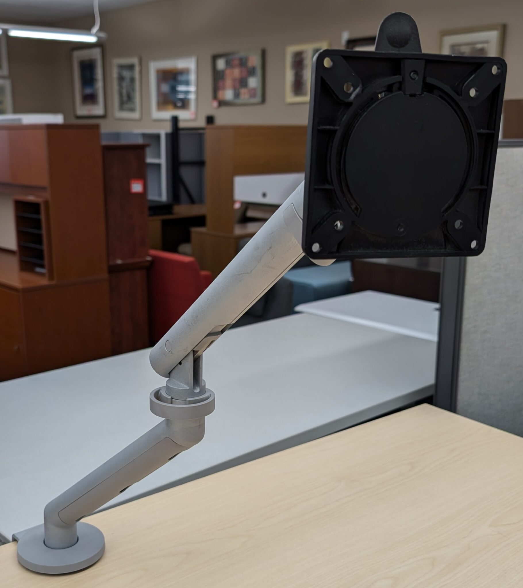 Herman Miller Flo Single Monitor Arm - Used - Welter Storage