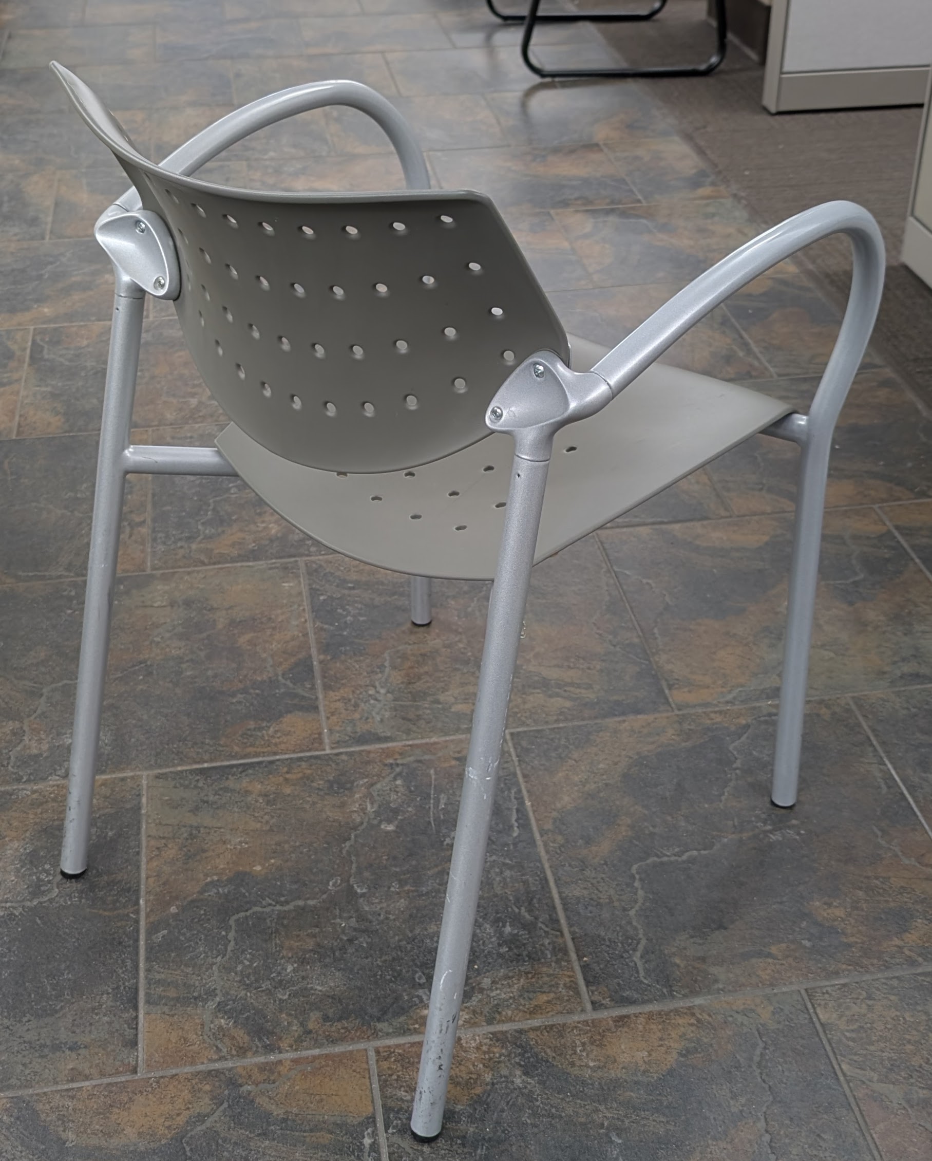 Keilhauer Grey/Silver Stack Chairs w/ Arms - Used - Welter Storage